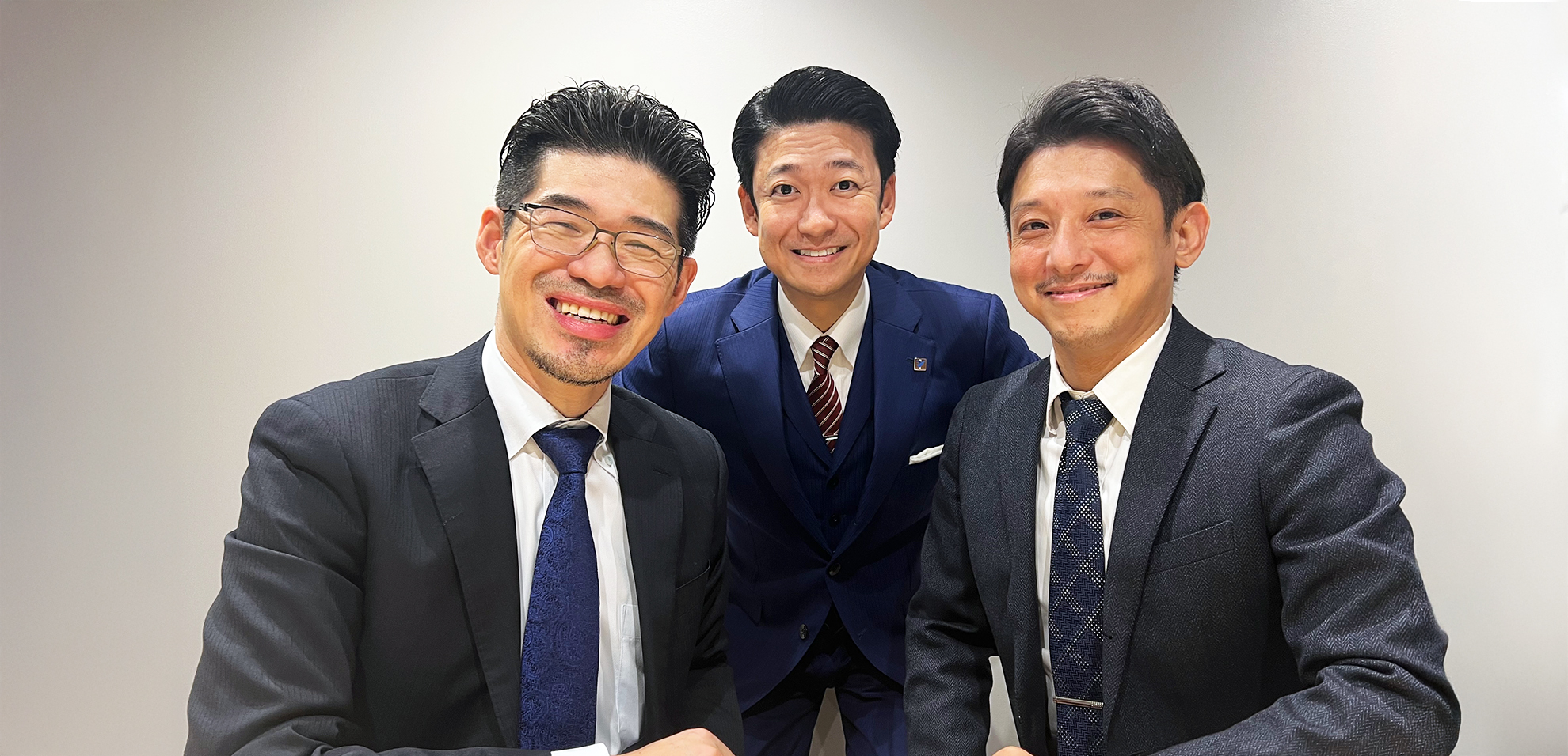 EMP税理士法人のあべき光司先生・齊木智輝先生にインタビュー - PR・Information | 株式会社ビズアップ総研